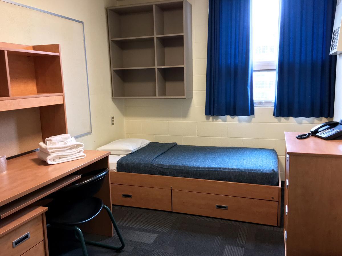 TORONTO METROPOLITAN UNIVERSITY- PITMAN HALL RESIDENCE